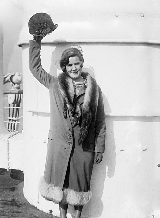 Gertrude Ederle Swimming The English Channel