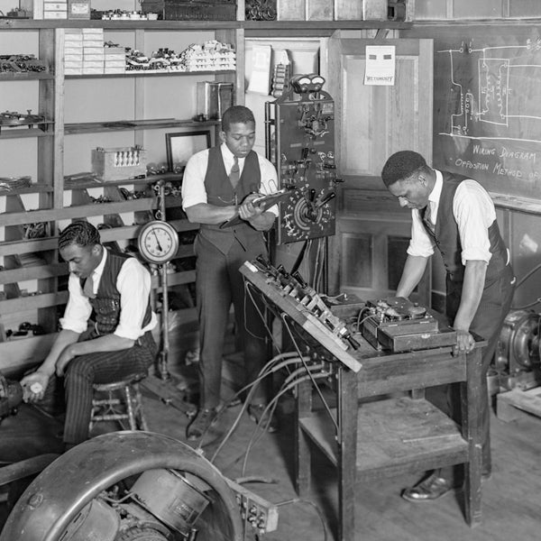 Howard University Electrical Engineering Students, Circa 1915 - Historical Pix